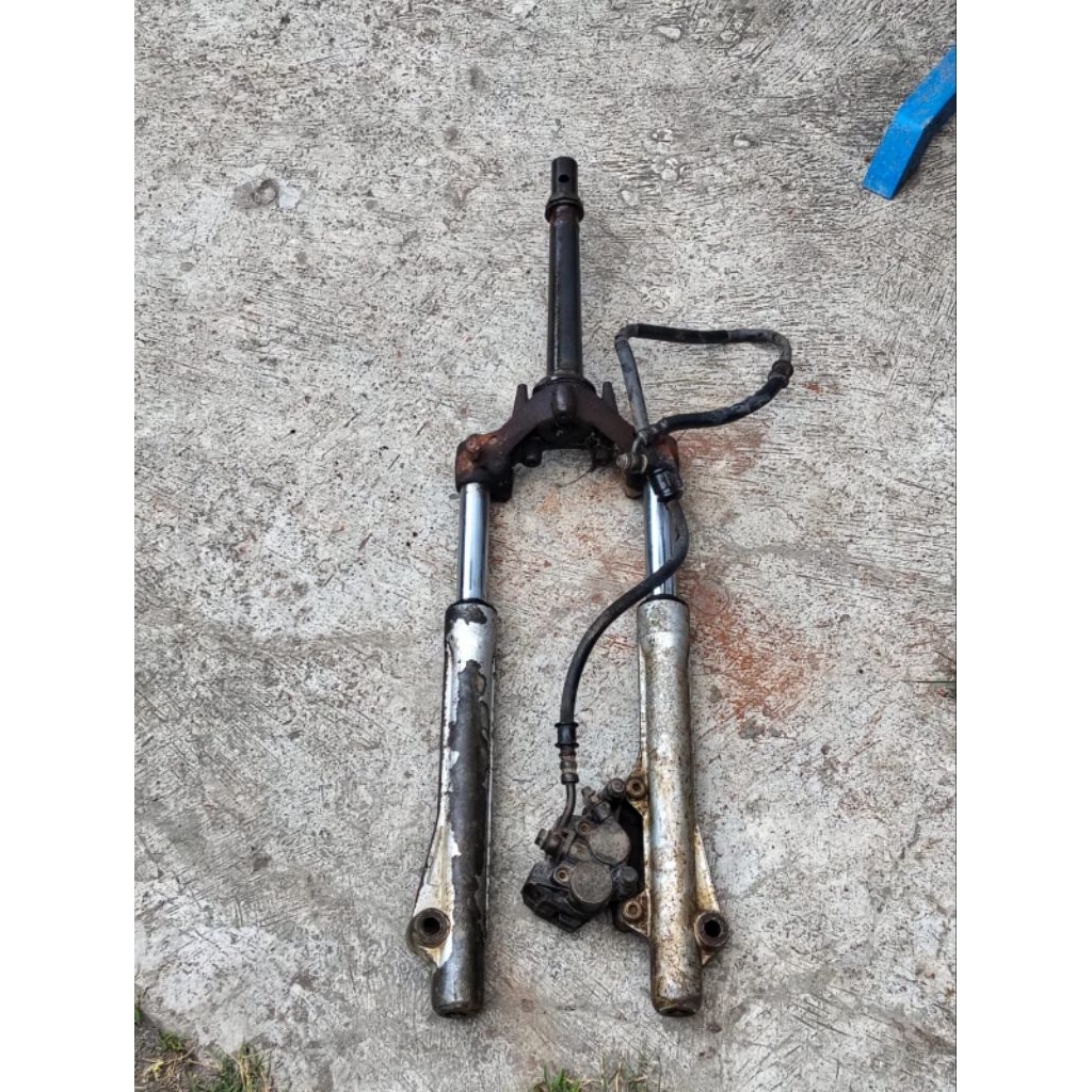 Jual Shok depan set segitiga T dan rem mocin mirip supra | Shopee Indonesia