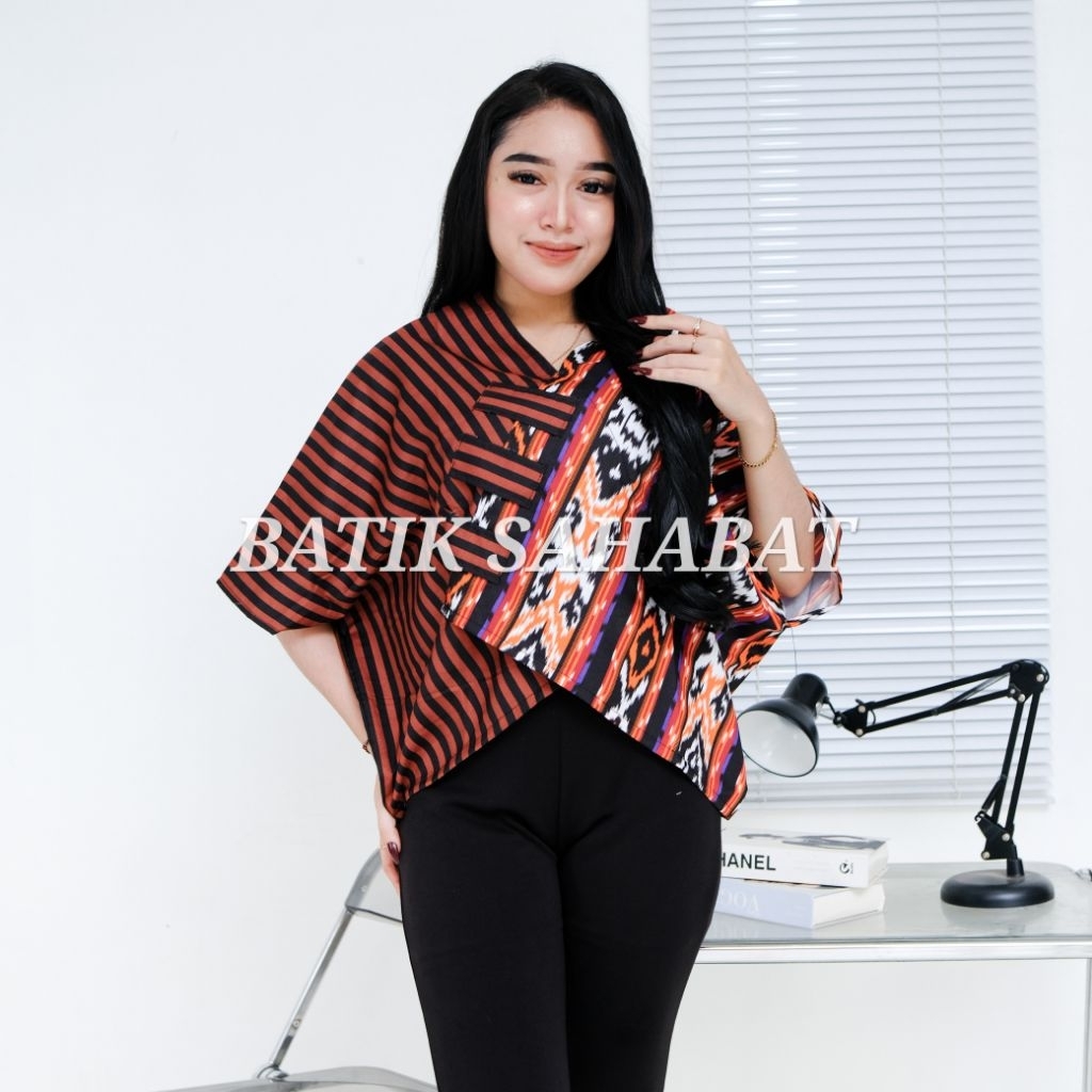 Jual Crop Top Etnik Batik Model Over Size Atasan Tenun Blus Kantor ...