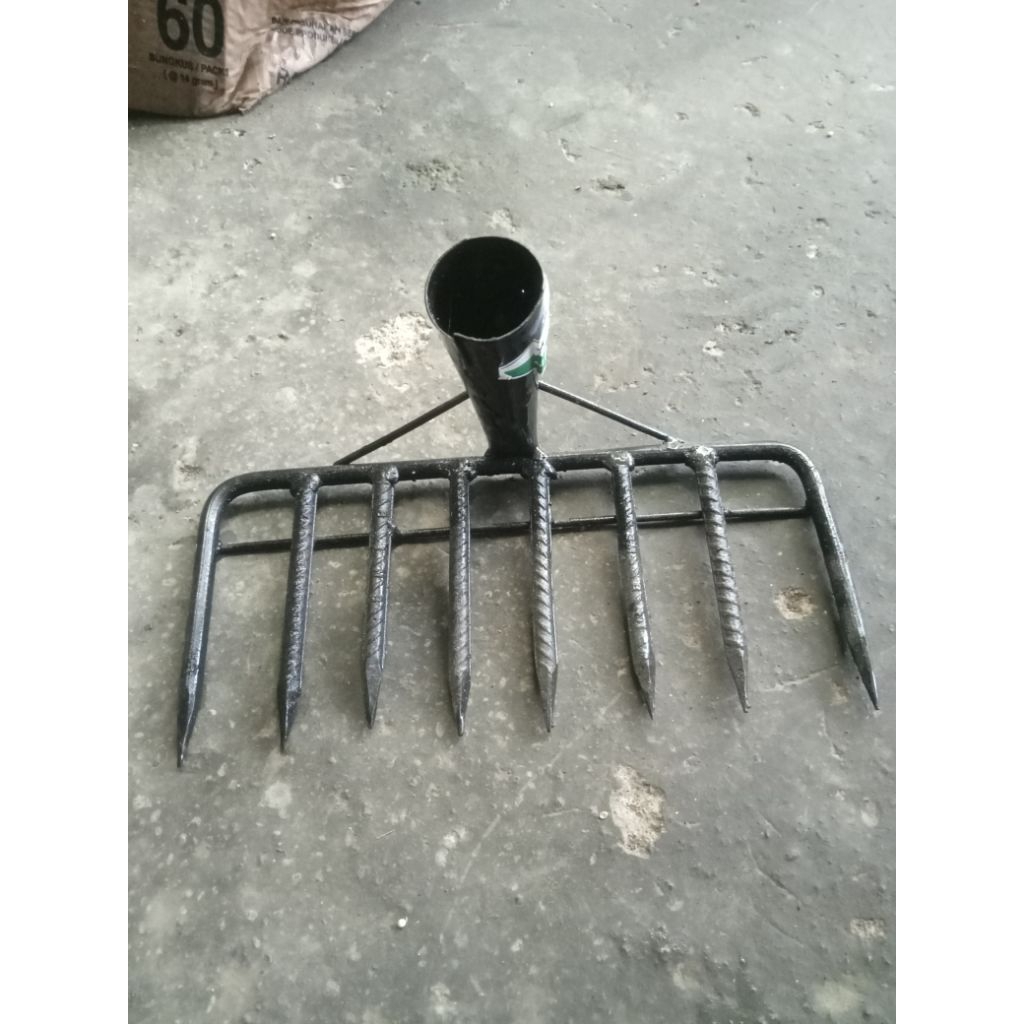 Jual Garuk Sampah Garuk Gigi 8/Garuk Multi Fungsi Bahan Full Besi Beton ...