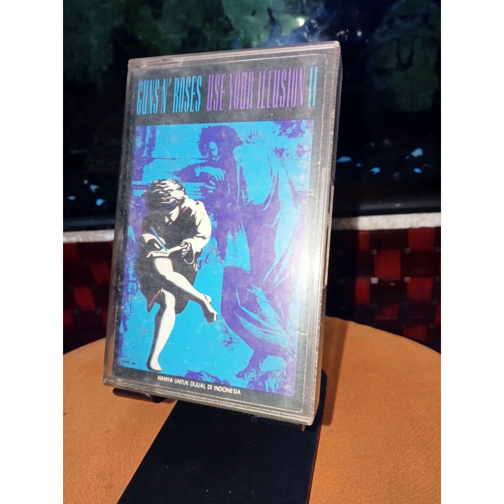 Jual kaset pita GuNS n ROSES album Use your illusion II | Shopee Indonesia