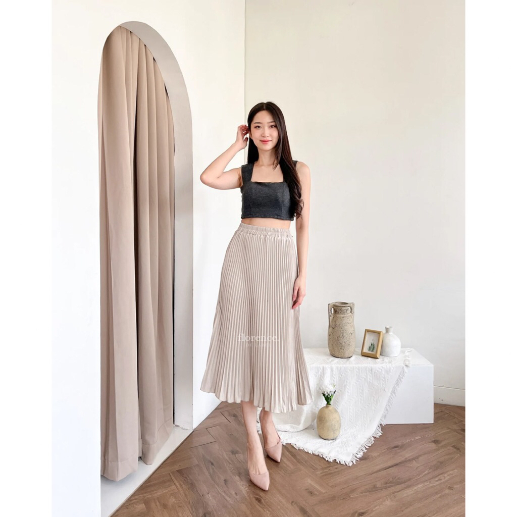 Jual QUINN MIDI SKIRT / Rok Pleats Midi Plisket 7/8 Pleated Skirt ...