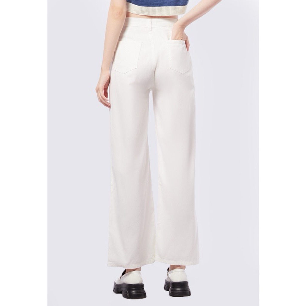 Jual COLORBOX Straight Fit Jeans with Dart Off White prelove | Shopee ...