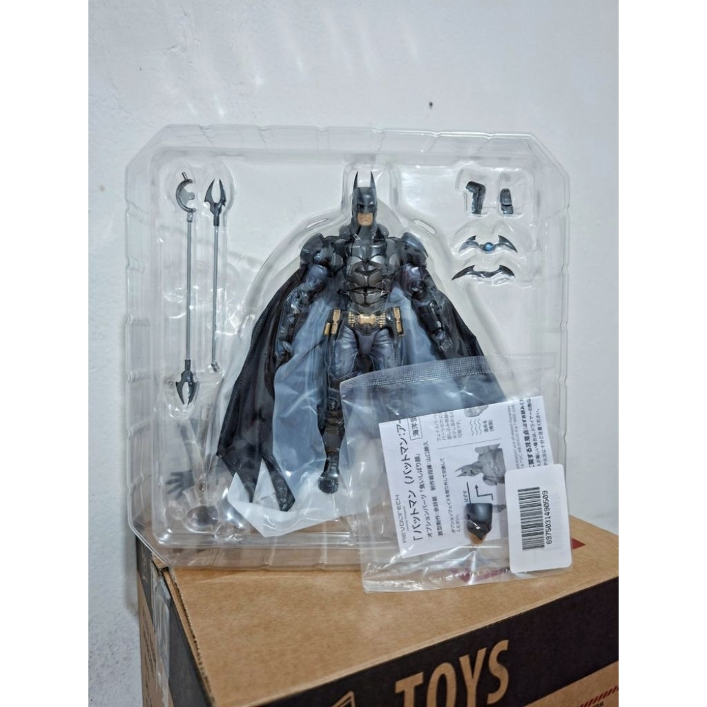 Jual Revoltech Amazing Yamaguchi BATMAN ARKHAM KNIGHT Deluxe Version # ...