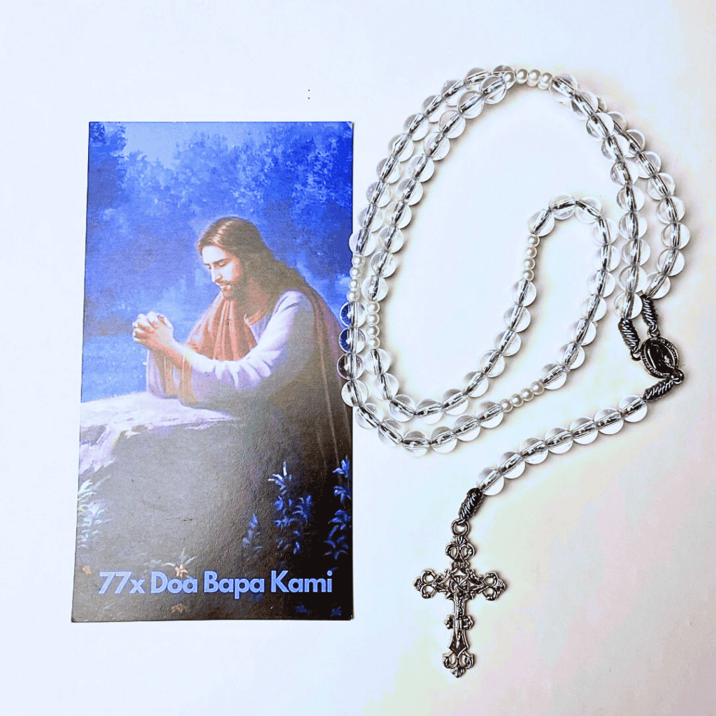 Jual Paket Rosario Doa Bapa Kami 77 - Rosario Mote Kaca bening Putih dan lembar 77x Doa Bapa ...