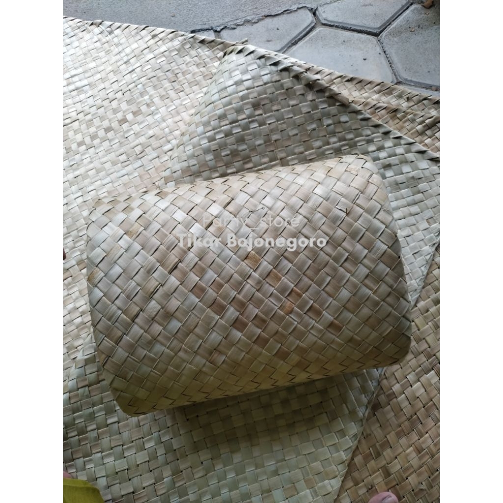 Jual Anyaman//TIKAR pandan//TIKAR Jenazah//KLOSO ukuran 120x200 ...
