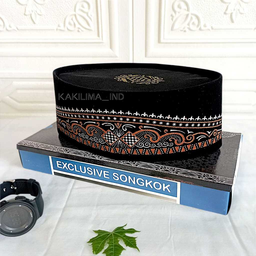 Jual Peci Songkok Kopiah Hitam Motif Batik Kuning Gold Tinggi 9cm Bahan ...