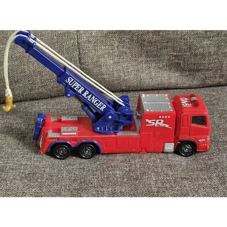 Jual Tomica Yokohama Fire Truck Hino Profia no.132 | Shopee Indonesia