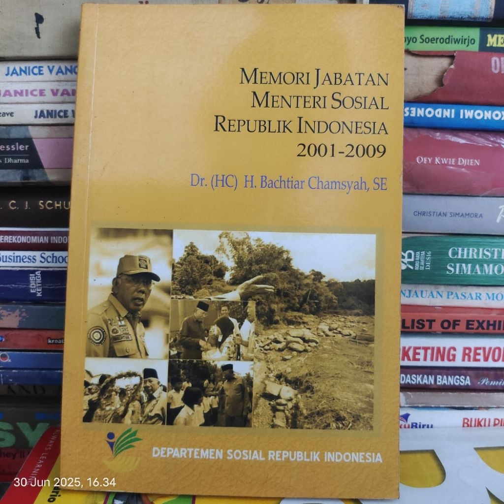 Jual BUKU MEMORY JABATAN MENTERI SOSIAL REPUBLIK INDONESIA 2001-2009 ...