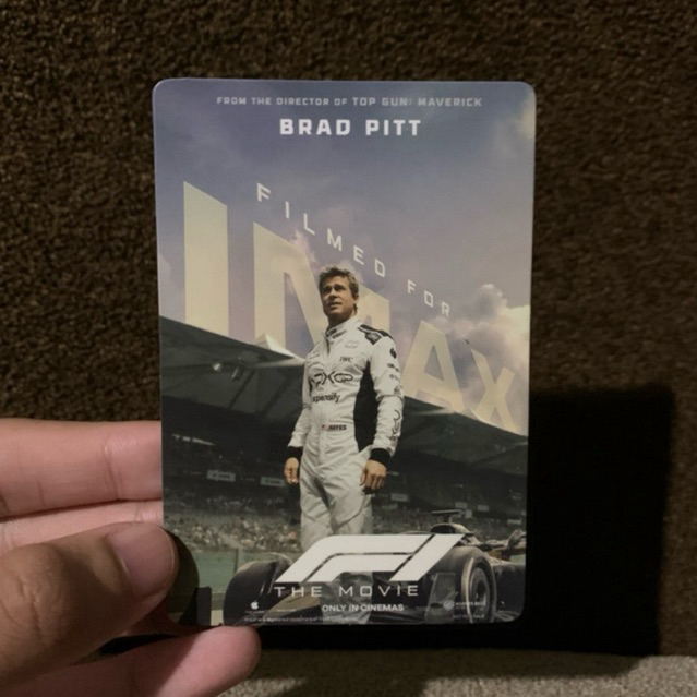 Jual F1 OFFICIAL MERCHANDISE F1 MOVIE BRADPITT | Shopee Indonesia