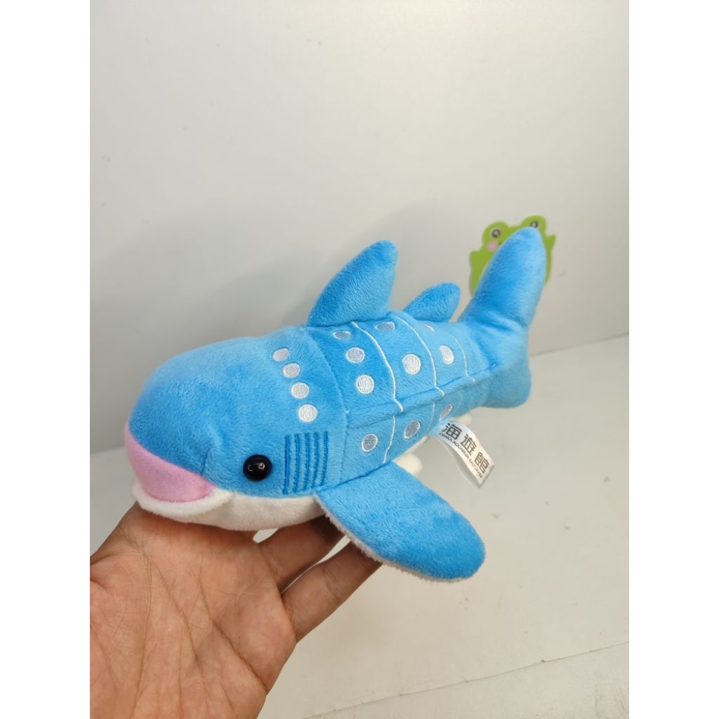 Jual boneka hiu paus totol mini original jepang | Shopee Indonesia