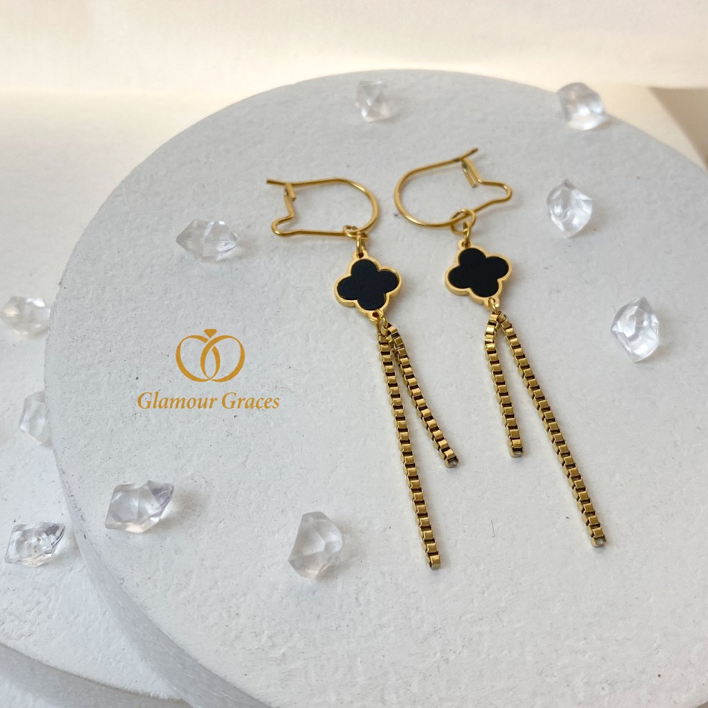 Jual Glamour Graces Anting Gantung Titanium Bunga Clover – 2 Model ...