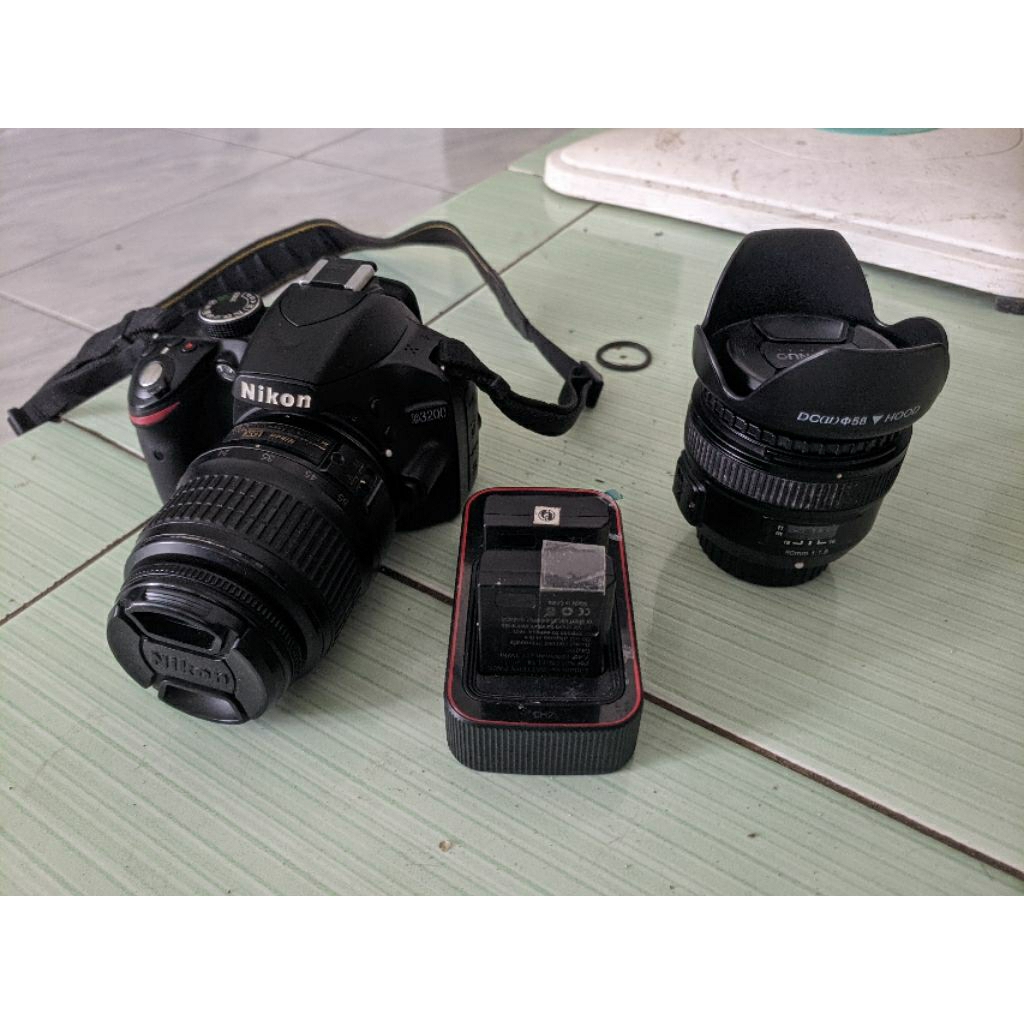 Jual Kamera Nikon DSLR D3200 + 2 Baterai + Lensa Kit + Lensa Yongnuo 50mm f1.8 | Shopee Indonesia