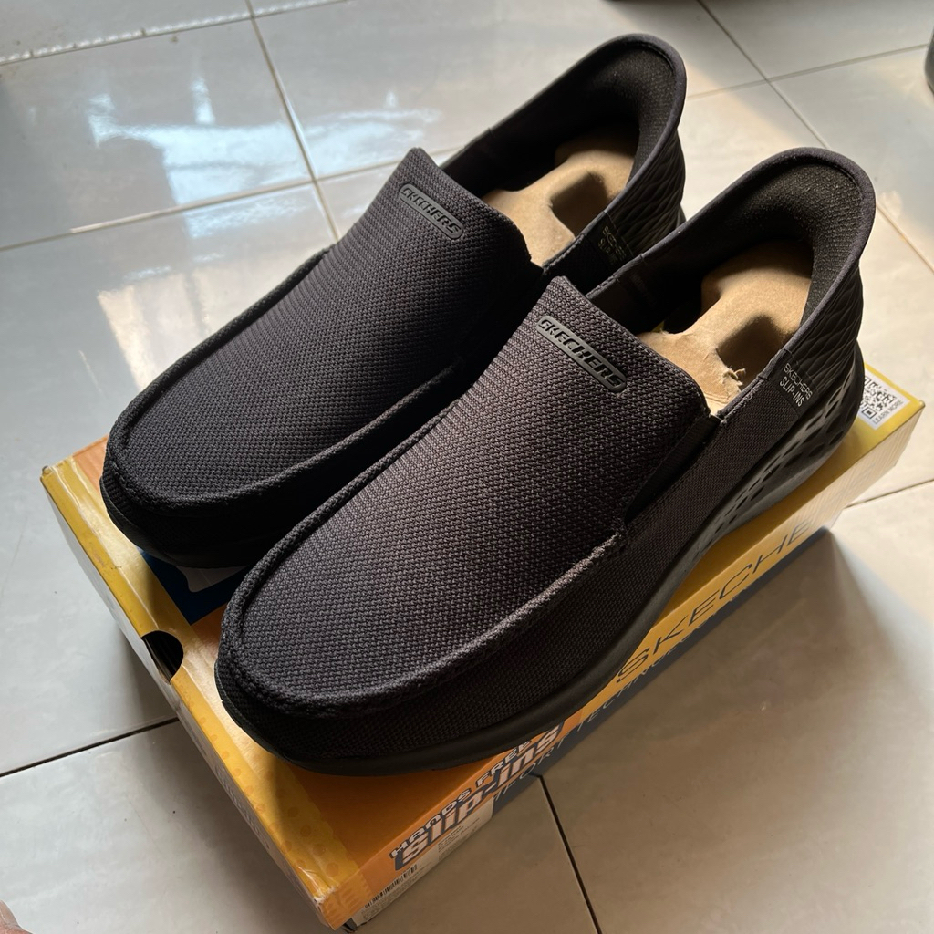 Jual Sepatu Skechers Parson Ralven warna Black Slip Ins size 46 / size ...