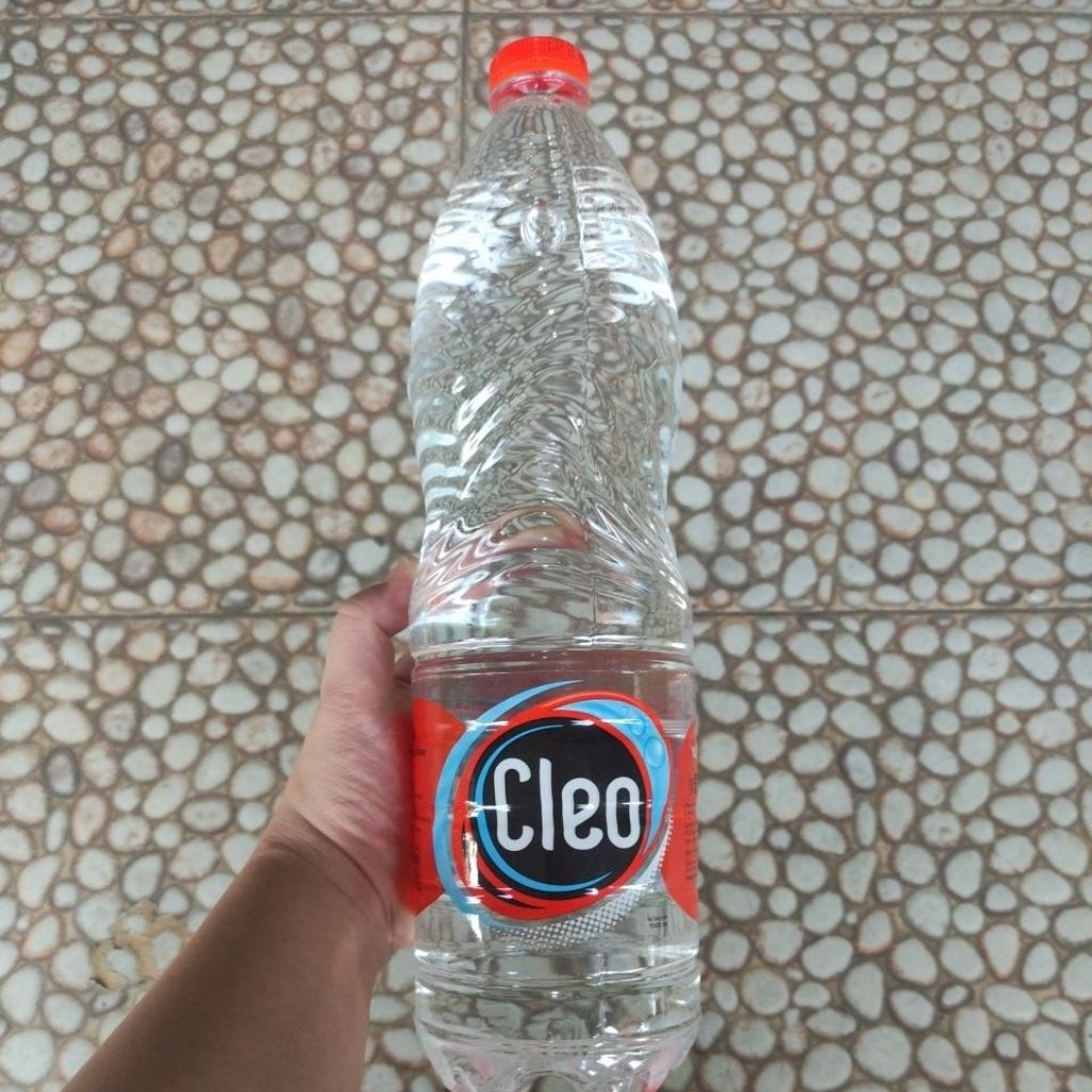 Jual CLEO PURIFIED DRINKING WATER AIR MINUM DALAM KEMASAN BOTOL BESAR 1 ...