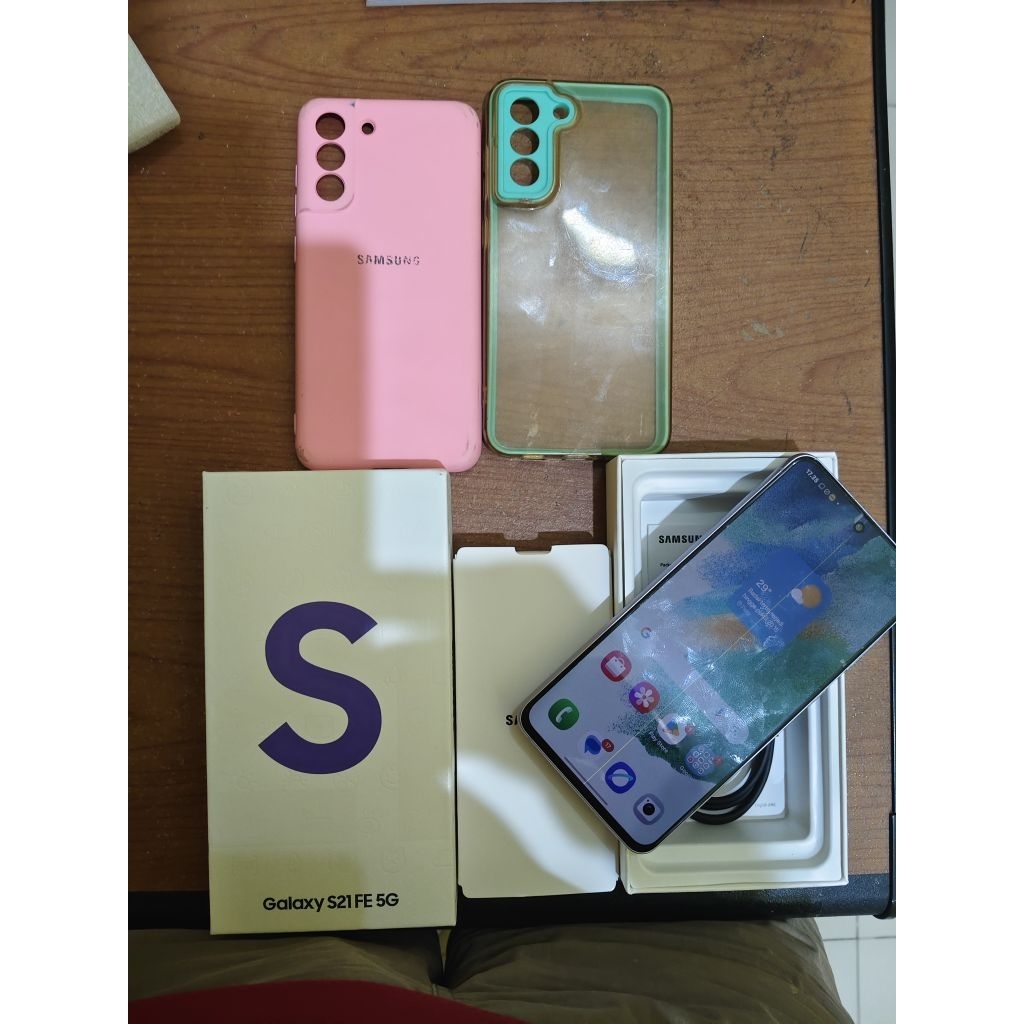 Jual Samsung S21FE internal 8/128GB Minus Green Line Tipis Di Tengah ...