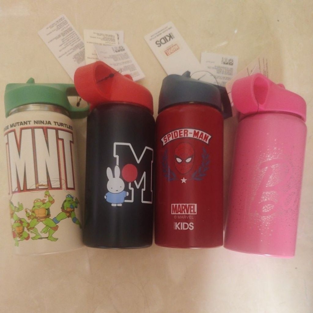 Jual Cotton on kids water bottle green army unicorn rainbow bunny ...
