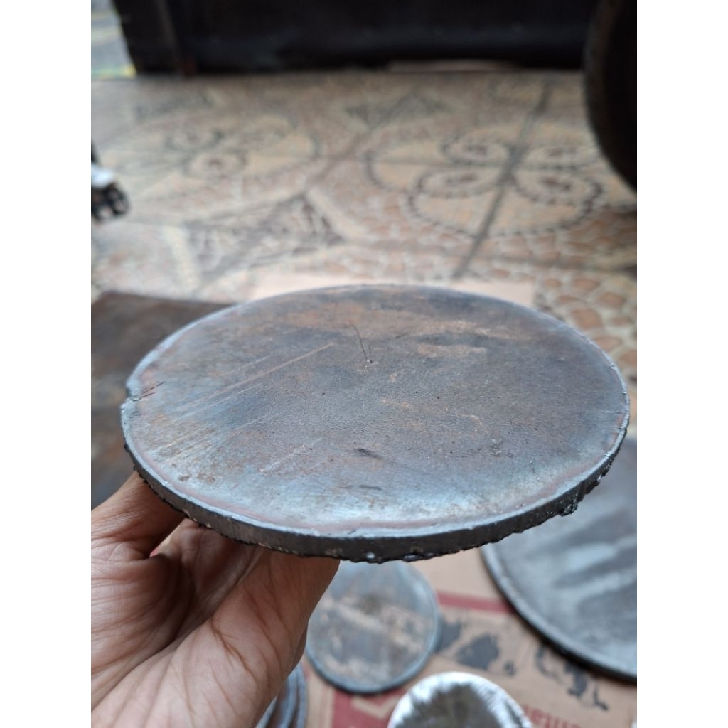 Jual Besi Plat Bulat Tebal 5mm Diameter 20cm-30cm 1 pcs | Shopee Indonesia