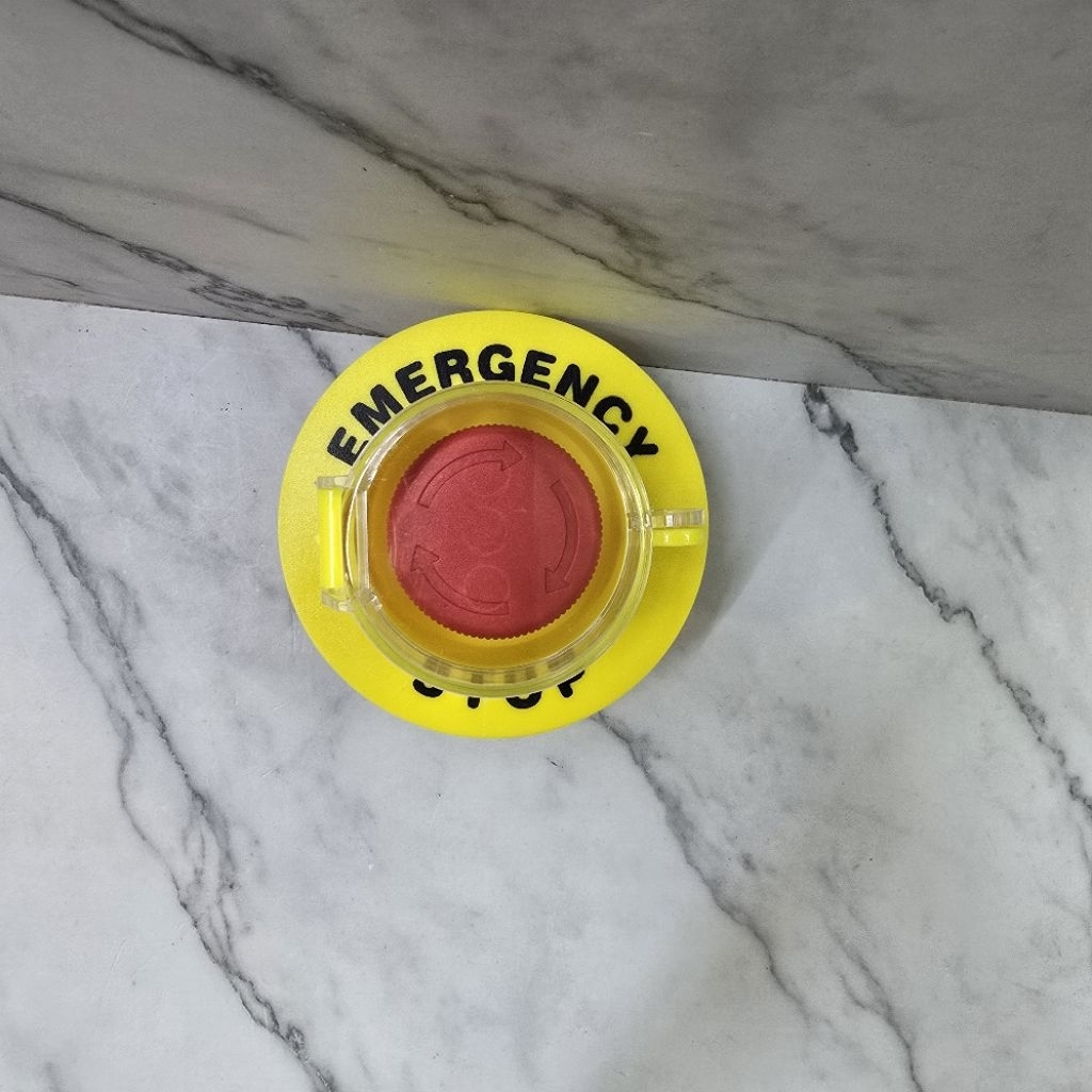 Jual EMERGENCY STOP BUTTON LOCK 1NC + COVER PROTECTION & NAME PLATE ...