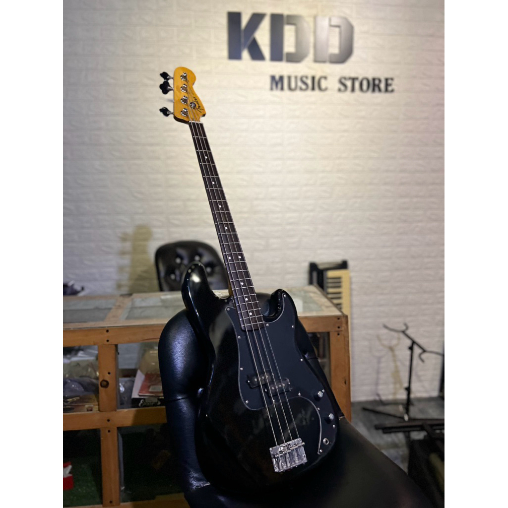 Jual resi nya saja bass hitam free packing kayu | Shopee Indonesia