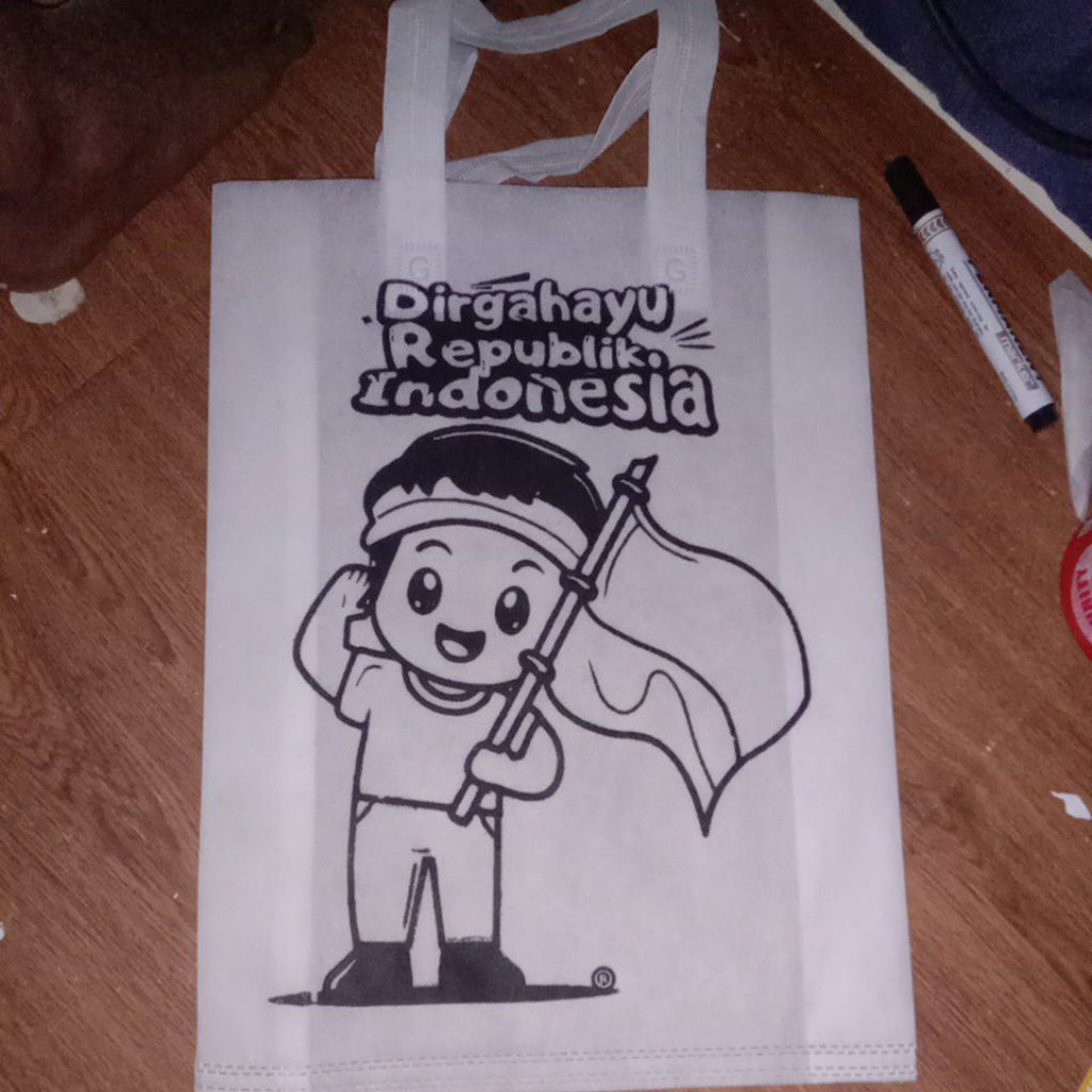 Jual tas lukis tema cinta indonesia MERDEKA | Shopee Indonesia