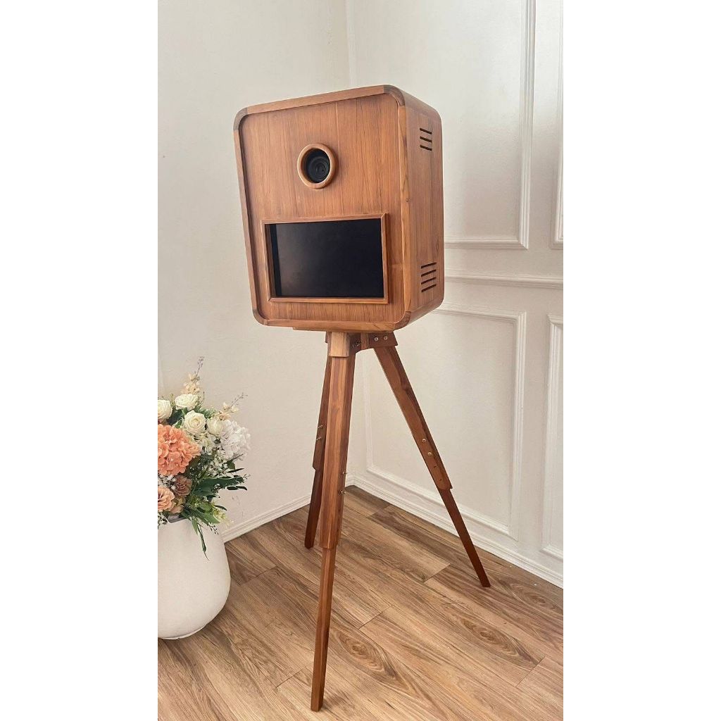 Jual Box Photo Booth Kayu Jati Untuk Ukuran Layar Monitor 15,6 Inch ...