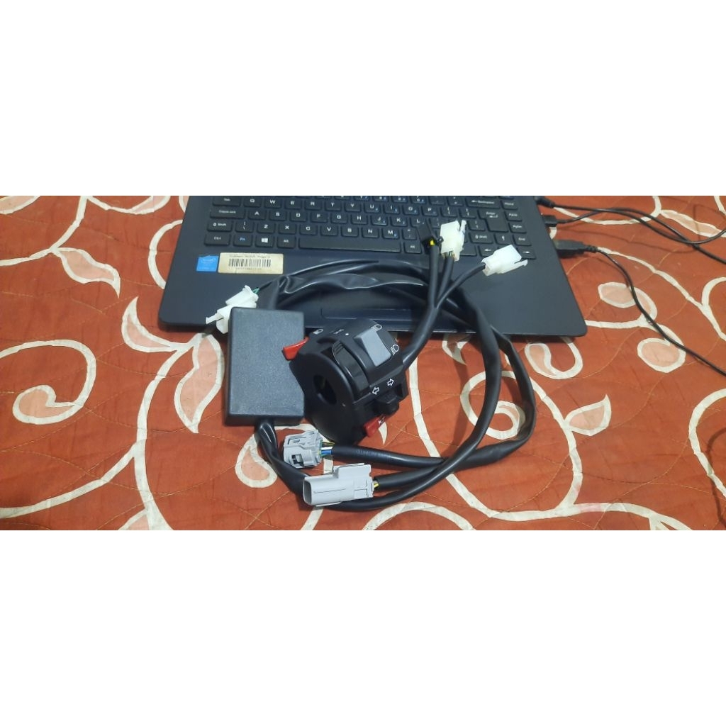 Jual Saklar Vixion PNP 100% Nmax Neo S New Nmax / New Aerox (tombol dim ...