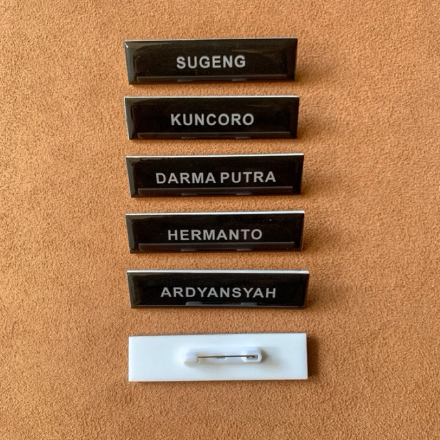 Jual CUSTOM Name tag Polos Nama, Logo Instansi + Nama | Shopee Indonesia