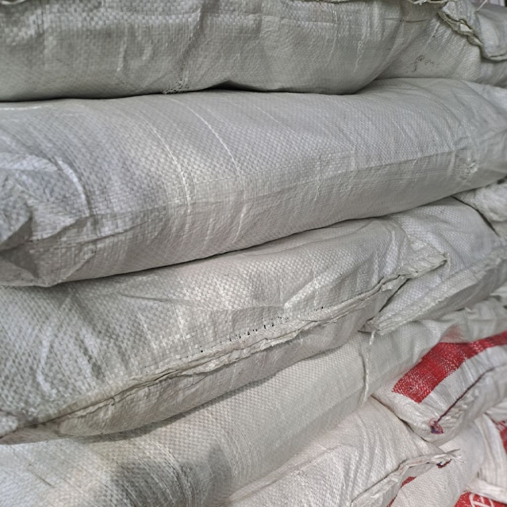 Jual Karung bekas 50kg untuk isi puing dan tanah | isi 50 pcs | Shopee ...