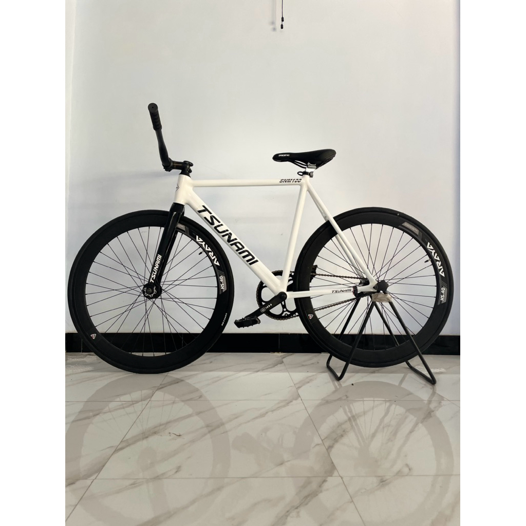 Jual sepeda fixie tsunami Frame putih Fork hitam custom request ...