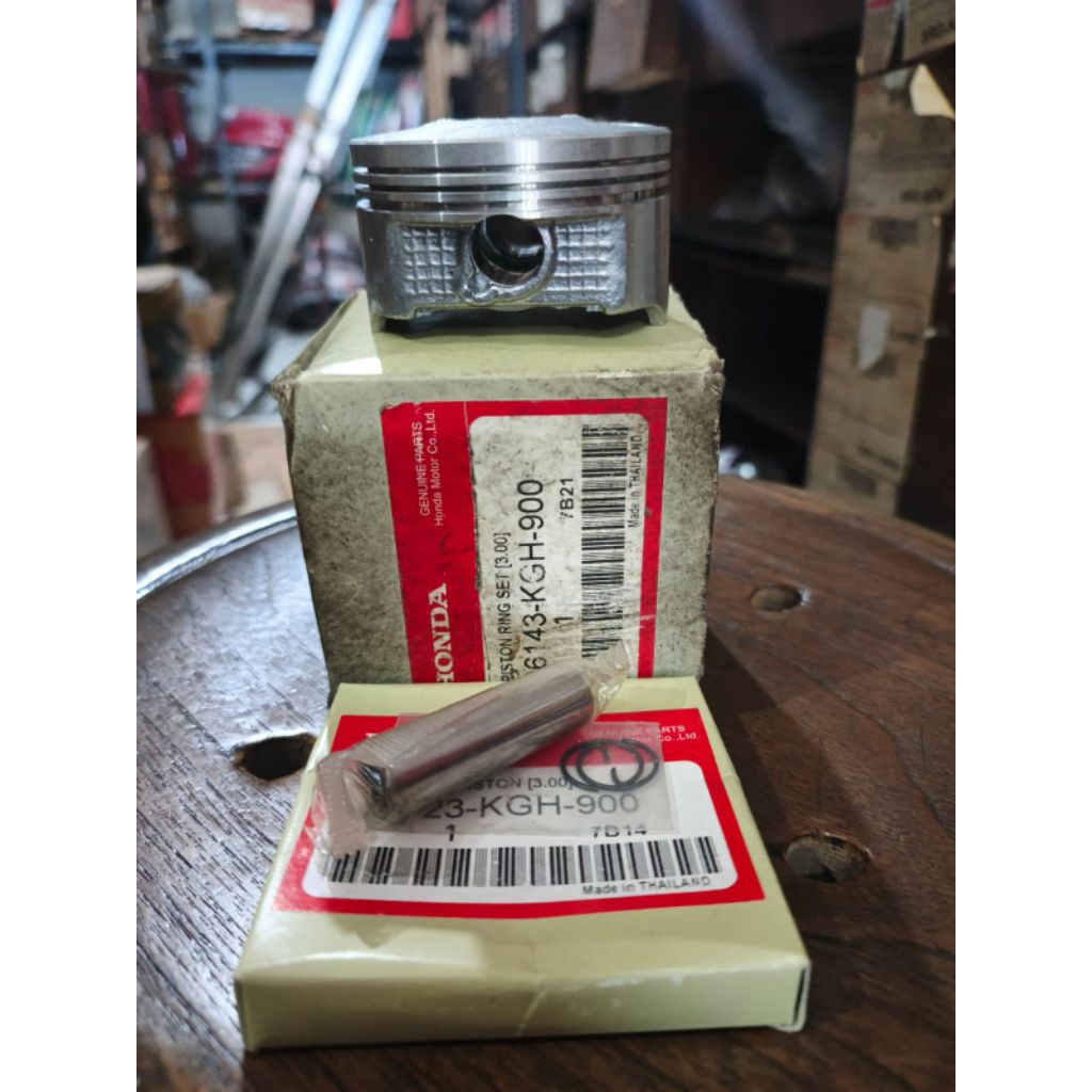 Jual PISTON KIT HONDA SONIC 125 CS1 OV OVERSIZE 300 ORIGINAL HONDA ...