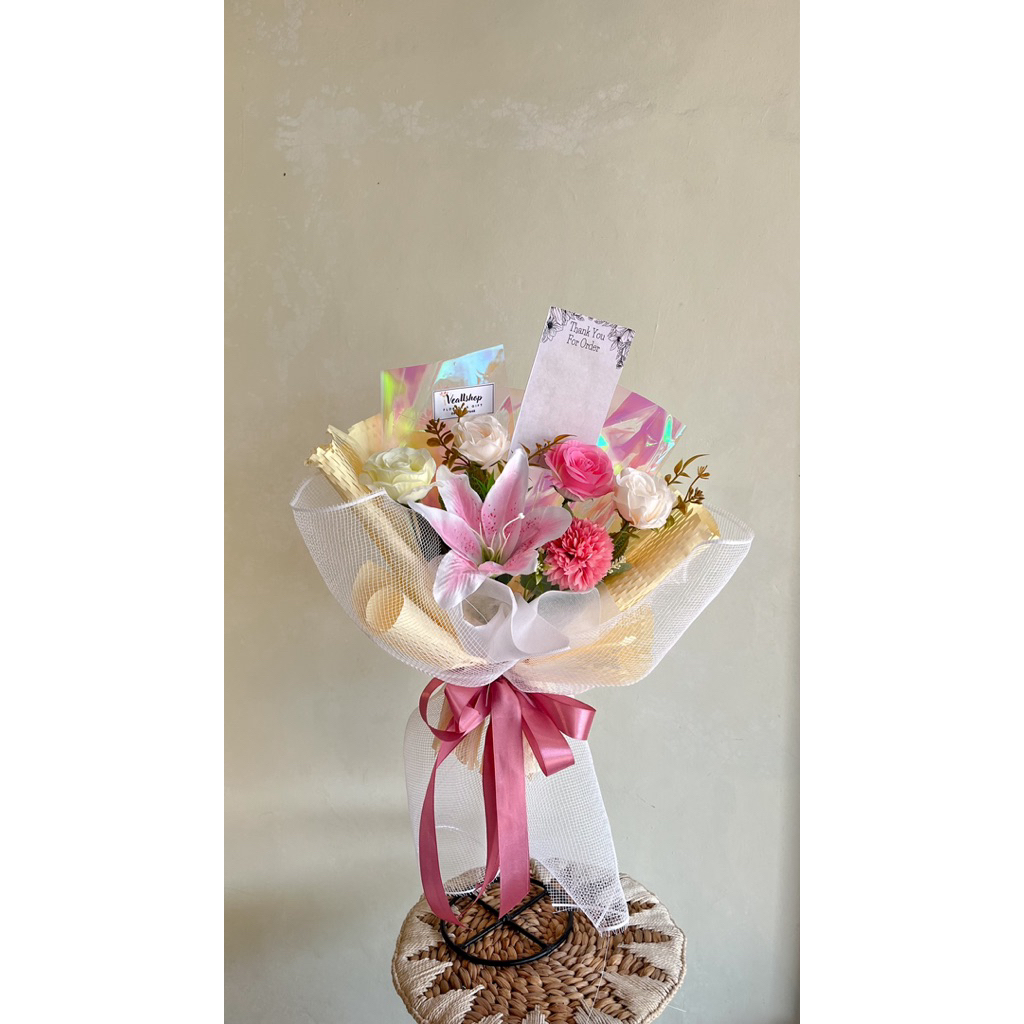 Jual Buket bunga lily pink hologram buket wisuda buket ulang tahun ...