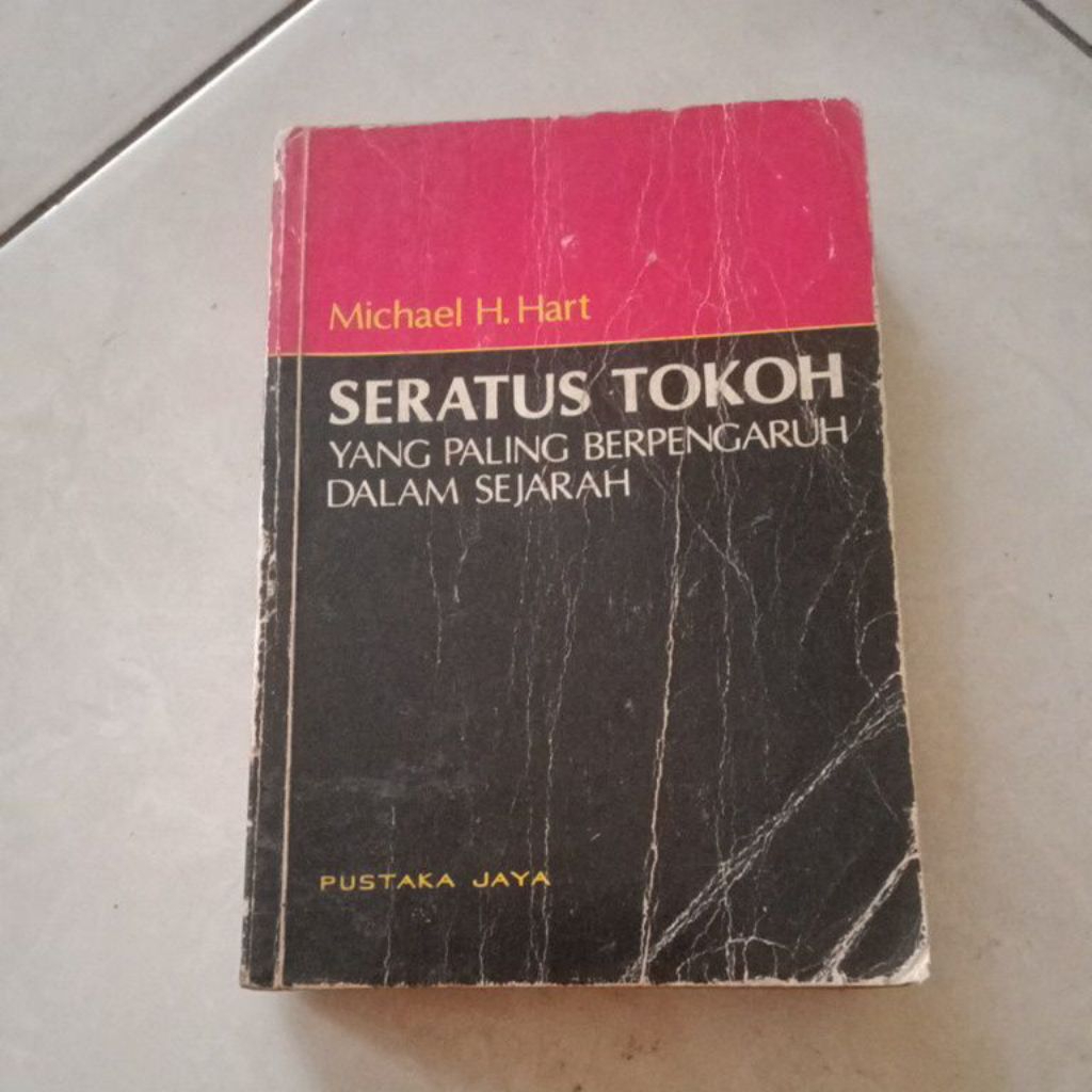 Jual buku 100 tokoh - Michael h.hart | Shopee Indonesia