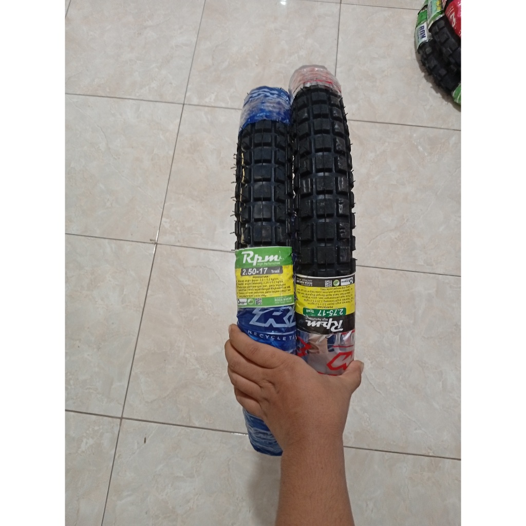 Jual ban semi trail ukuran 250 ring 17 & 275 ring 17 cocok untuk supra ...