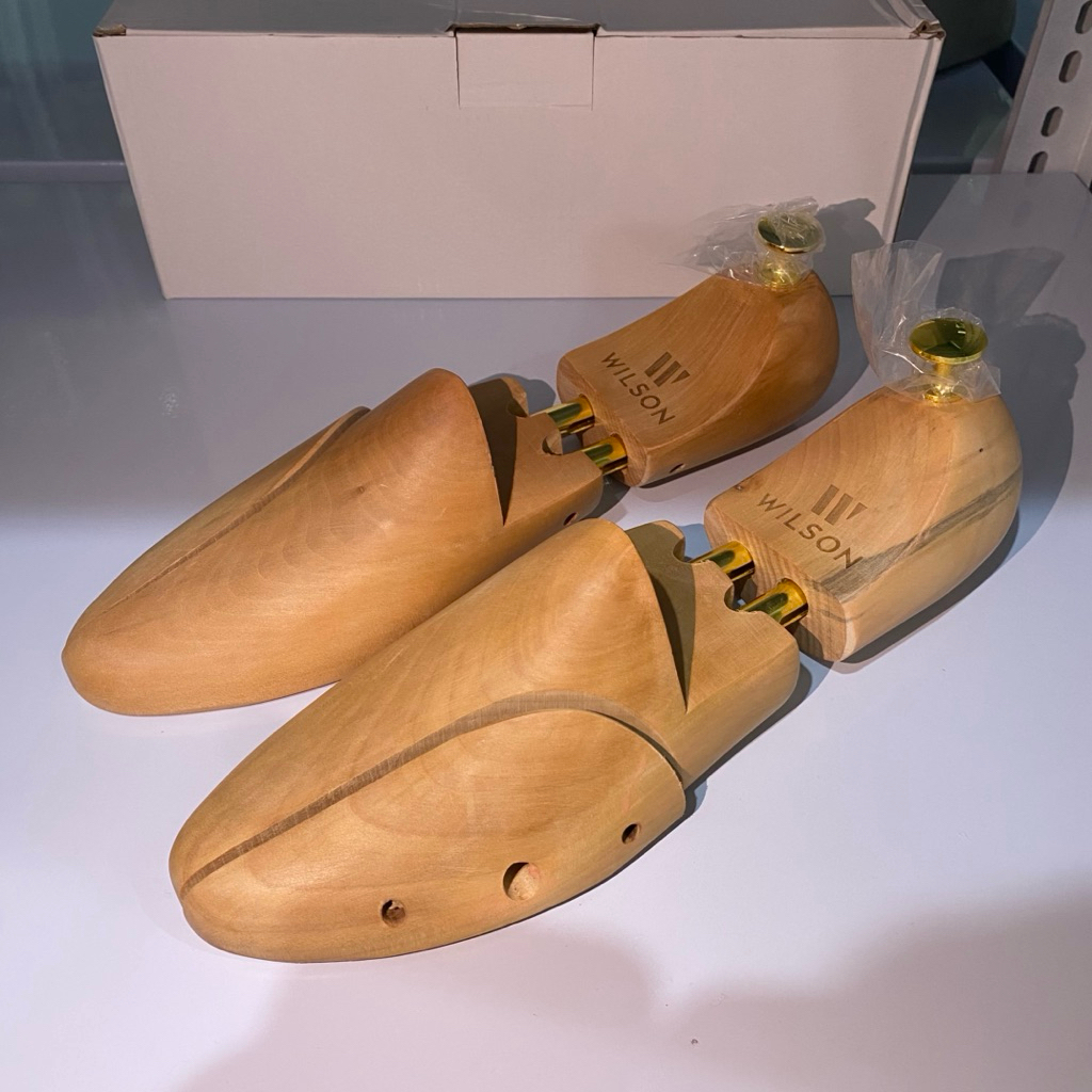 Jual Wilson Shoe Tree Lotus Cedar Wood Shoes Shoetree Kayu Catok Sepatu ...
