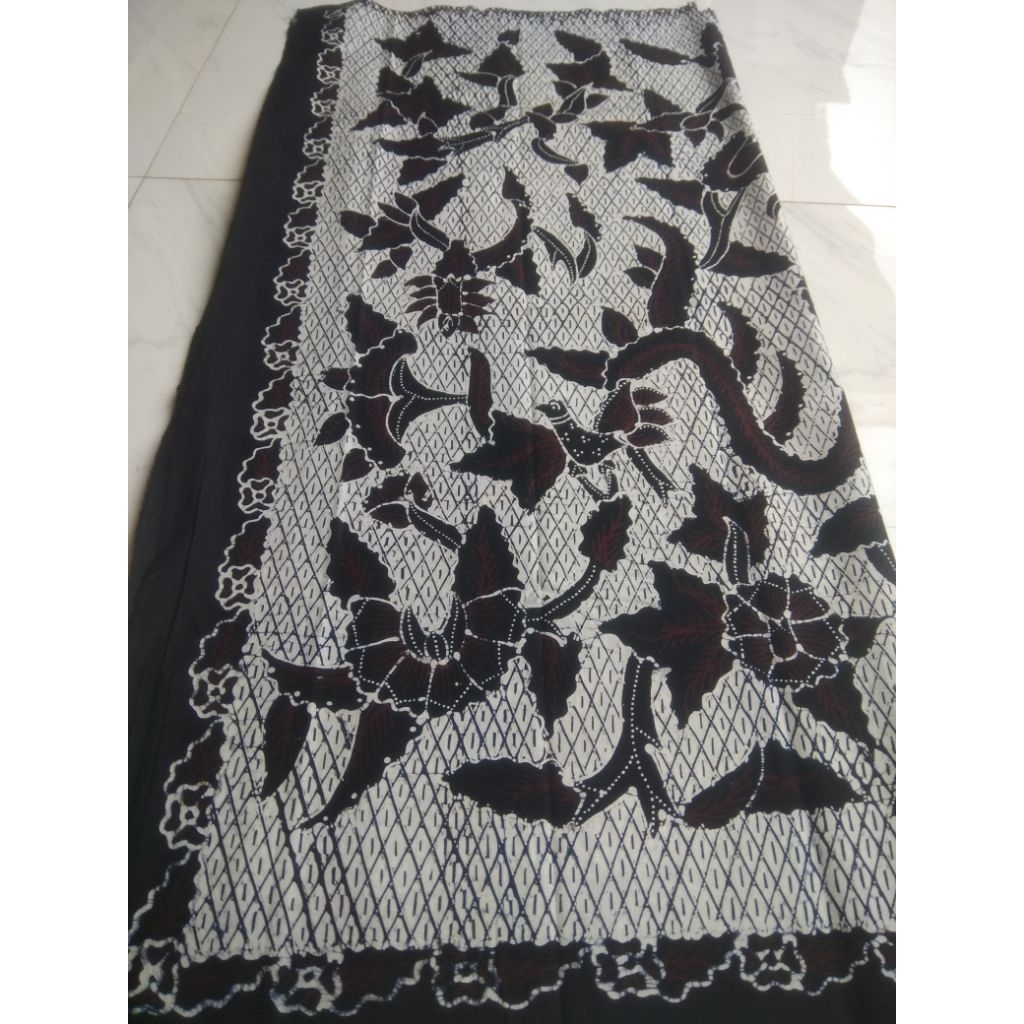 Jual Batik Brebes Motif Jejet Rengkeup, Kain Jarik, Kain Panjang ...