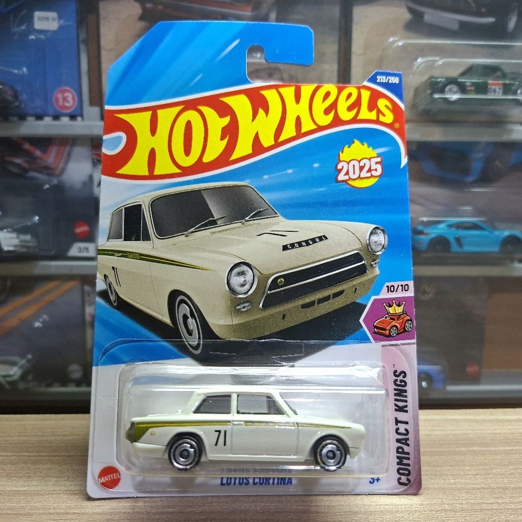 Jual Hot Wheels Lotus Cortina Cream L 2025 - Hotwheels Original ...