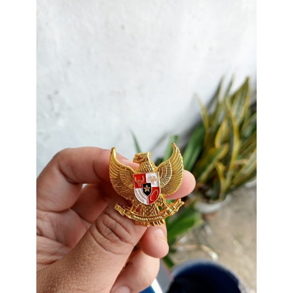 Jual Pin Garuda Cor Resmi – Pin Lambang Negara RI untuk Seragam PNS ...