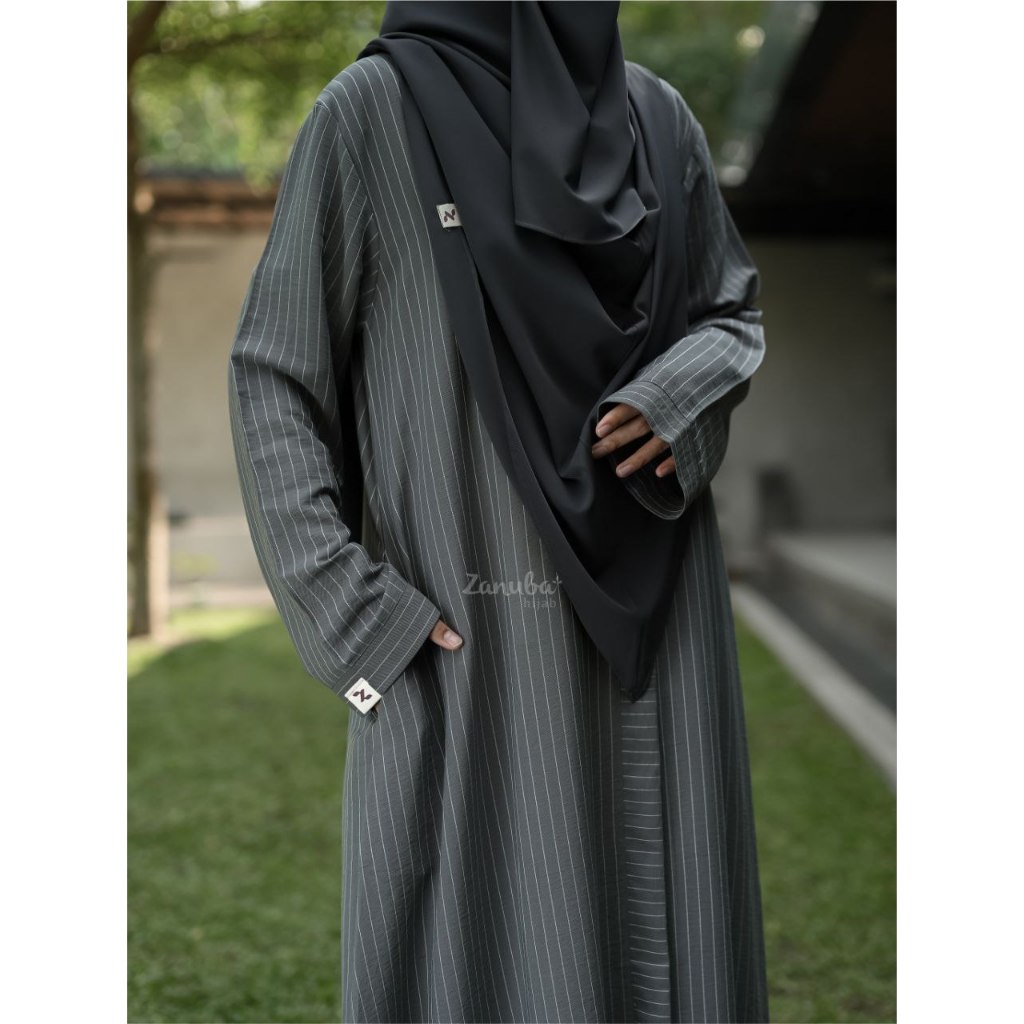 Jual [READY] ZALINE ABAYA BY ZANUBA/ABAYA STRIPE/ ABAYA KEKINIAN/ ABAYA ...