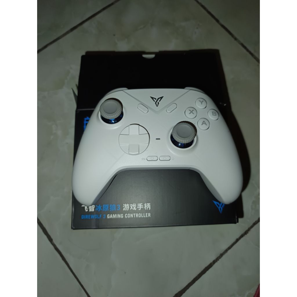 Jual PRELOVED GAMING PAD/gamepad/kontroller/controller Flydigi Direwolf 3 | Shopee Indonesia