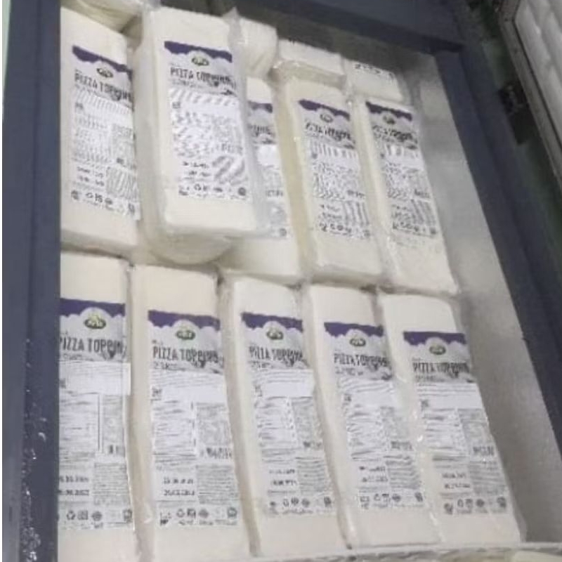 Jual Mozzarella Arla Pizza Topping Mozzarella 2,3KG | Shopee Indonesia