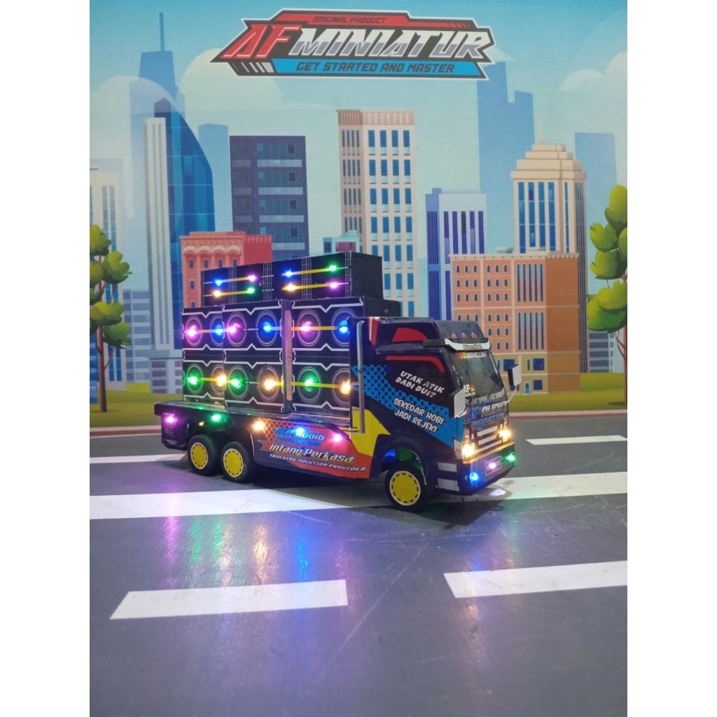 Jual Miniatur truk sound system brewog audio/miniatur truk towing sudah ...
