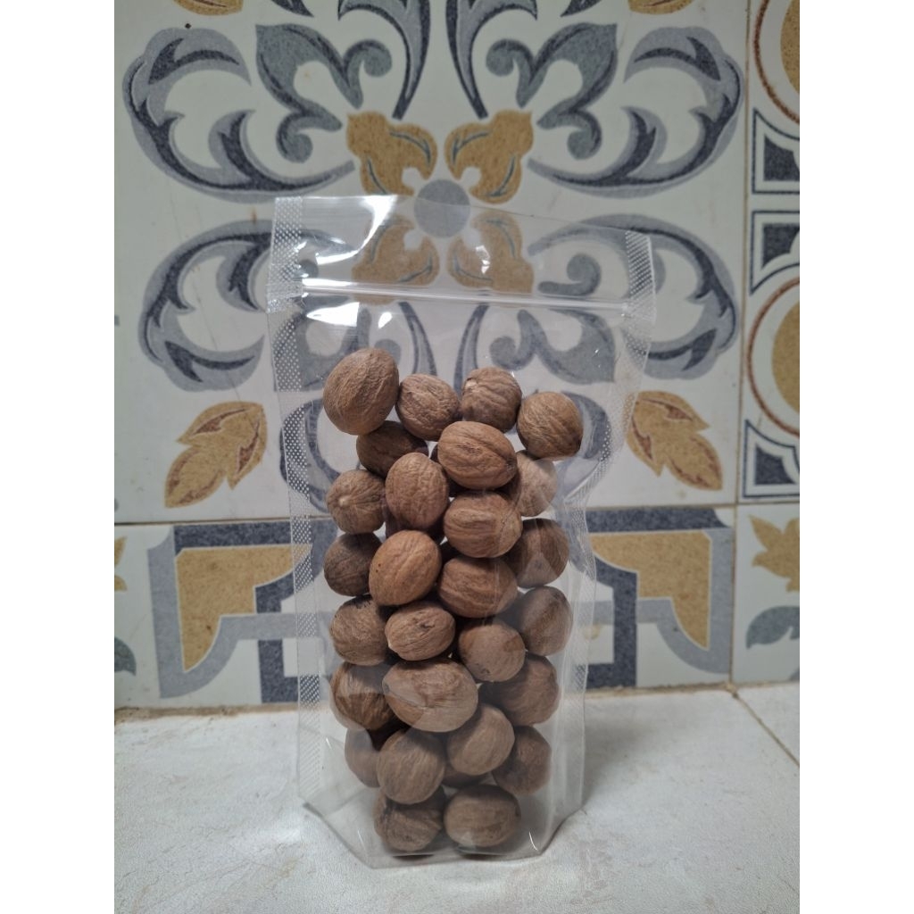 Jual Marila | Biji Pala Utuh - Nutmeg Asli | Shopee Indonesia
