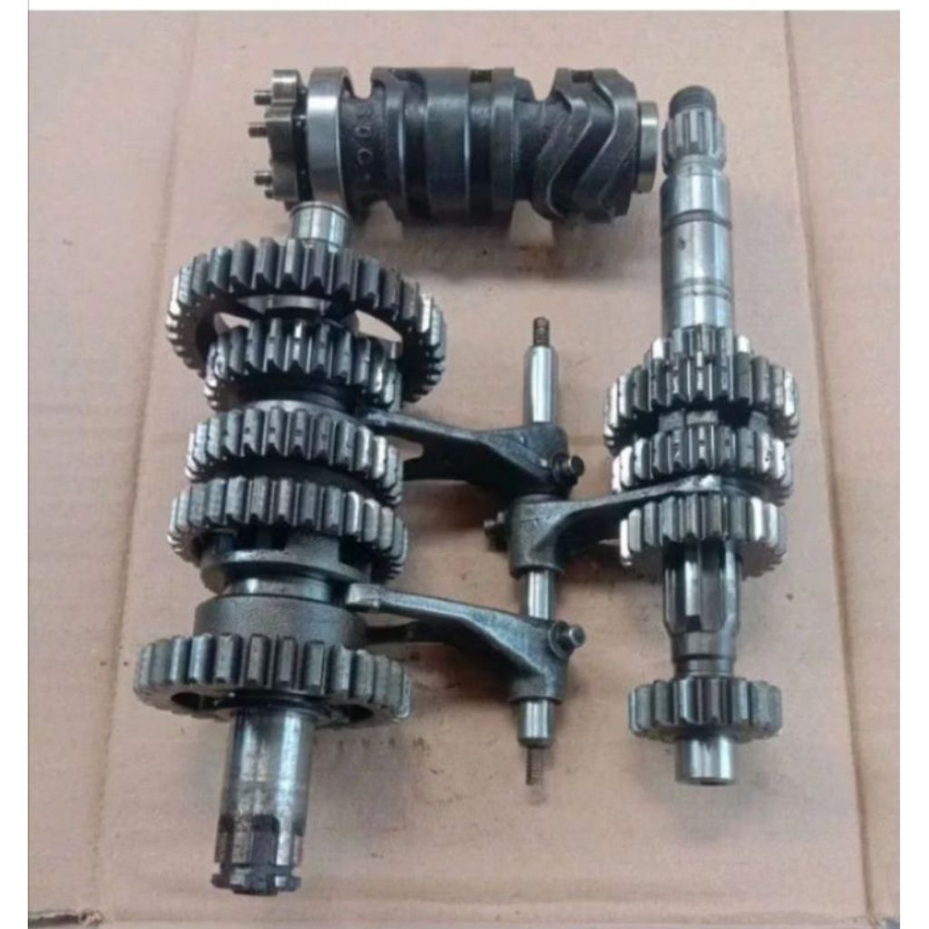 Jual GearBox Gir Gigi Rasio Transmisi Vixion Old kode 3cl Original ...