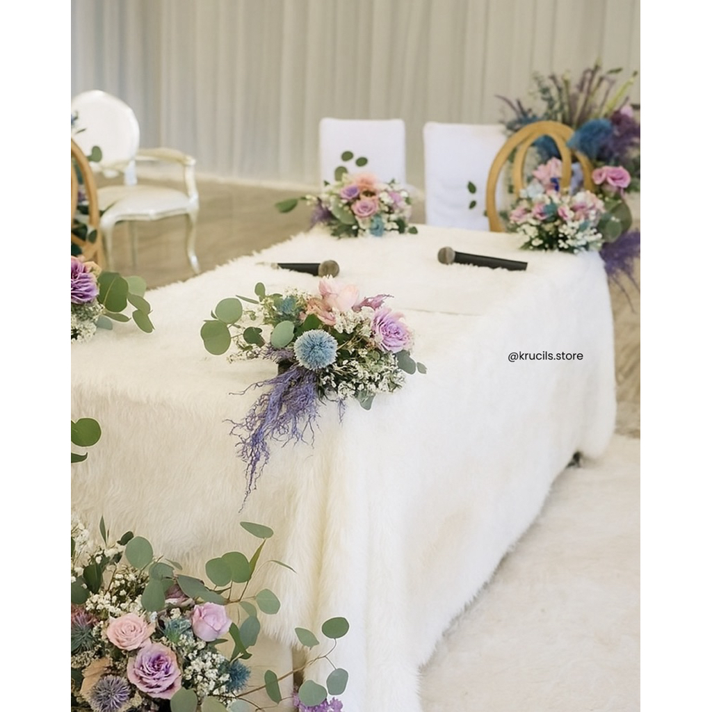 Jual Alas Meja Bulu Putih Elegan untuk Akad Nikah | Dekorasi Meja Nikah ...
