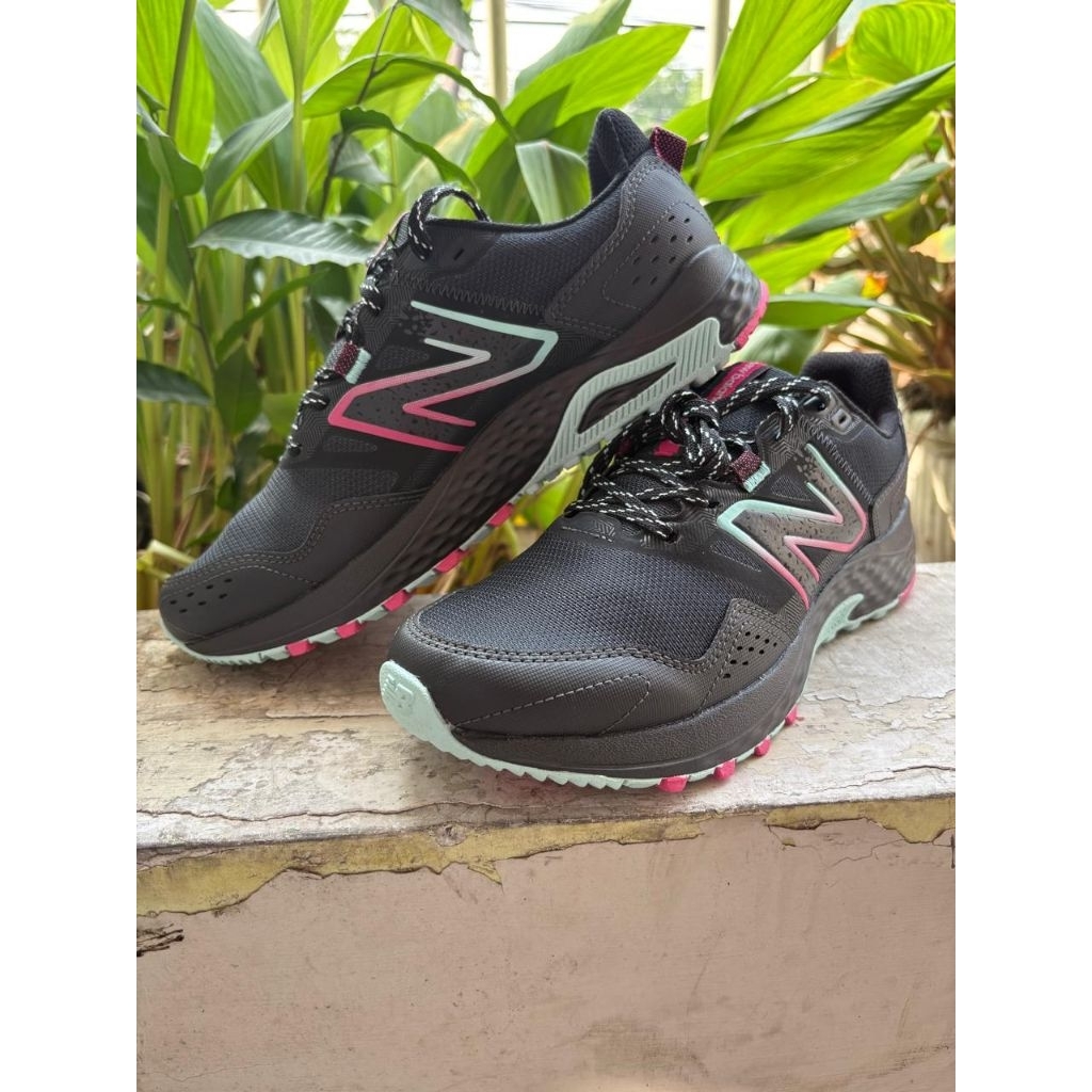 Jual sepatu trail running 410 v8 women original made in Indonesia ...