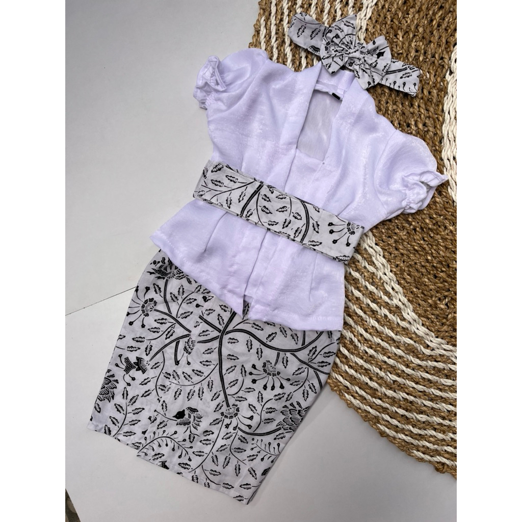 Jual ONE SET PAKAIAN ADAT 3 BULANAN OTONAN 0-1TAHUN | Shopee Indonesia