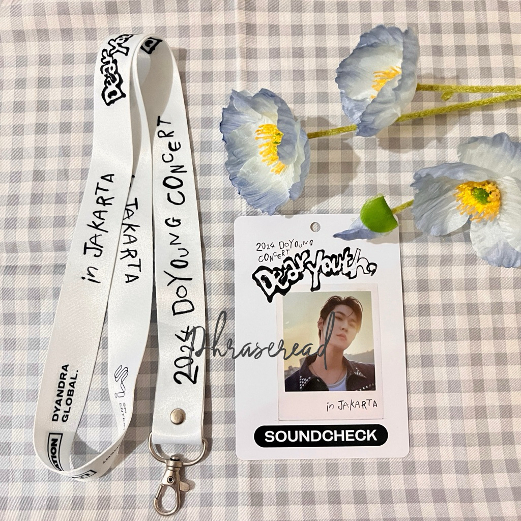 Jual Official VIP Soundcheck Lanyard Doyoung Dear Youth Concert Jakarta ...