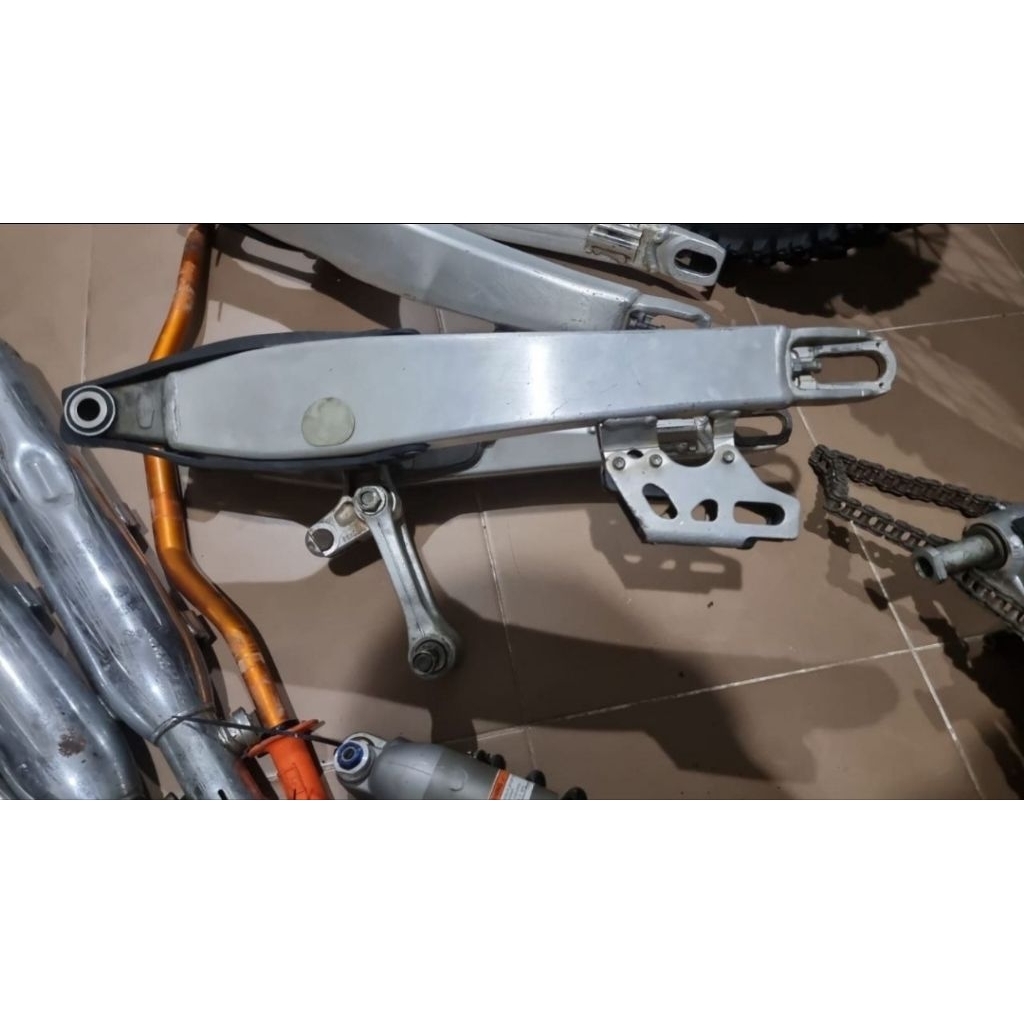 Jual Swingarm Swing Arm Yamaha Yz 125 250 Lengkap Unitrak Linkage