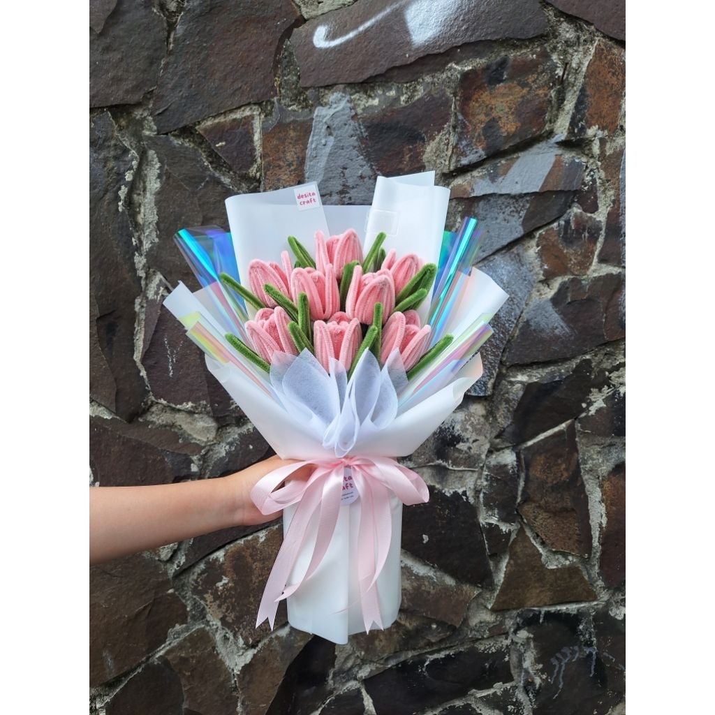 Jual Tulip bouquet | bucket bunga kawat bulu | Shopee Indonesia