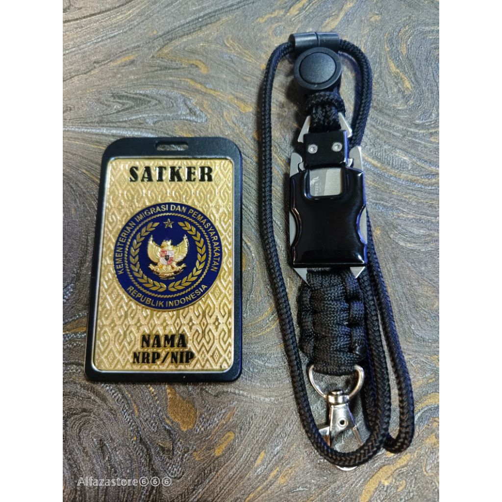 Jual plat id card lencana custom lanyard dan holder logo kementerian ...